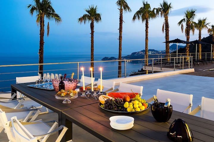 Villa Alex, Luxury Near Taormina - Roccalumera