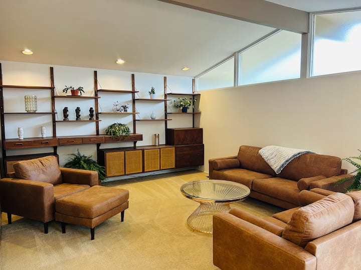 Spacious Mid-century Gem (Monthly Stays) - Grand Junction, CO