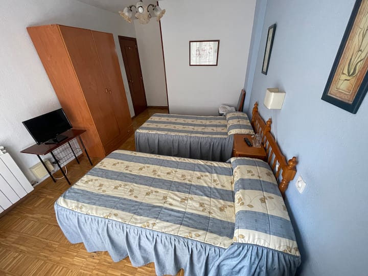 Habitación Doble Baño Privado - レオン