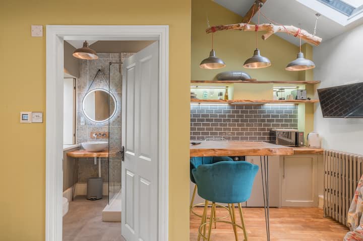 Far End, Meathop Hall - Grange-over-Sands