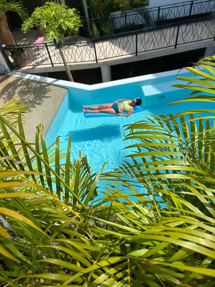 Studio With Pool View - Luana Suites - Suite Maya - Zihuatanejo