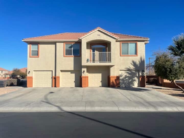 Desert Greens Retreat By J And Amy - Mesquite, NV
