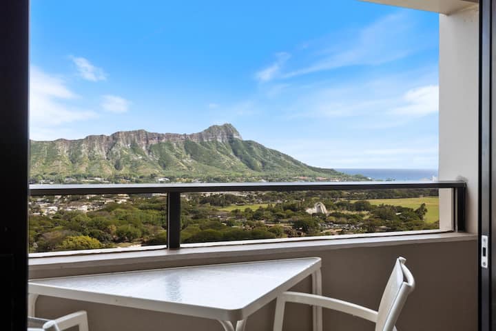 Stunning New Listing 2br Ocean & Diamond Head View - Honolulu