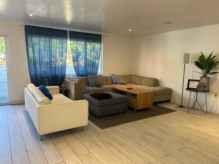 Next To Brickell And Downtown H3 - Miami, FL