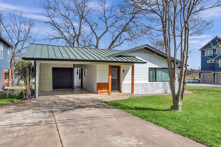 Perfect Pair-lakehouse On Lbj! - Kingsland, TX
