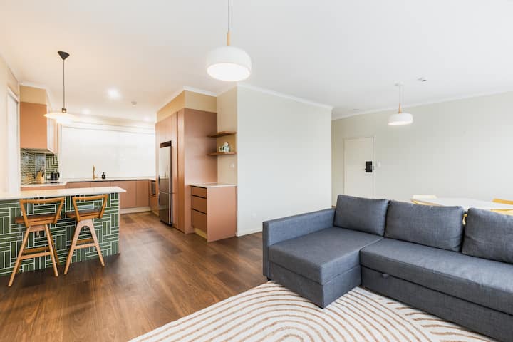 1 Bedroom Apartment @ Statesman Hotel - Canberra