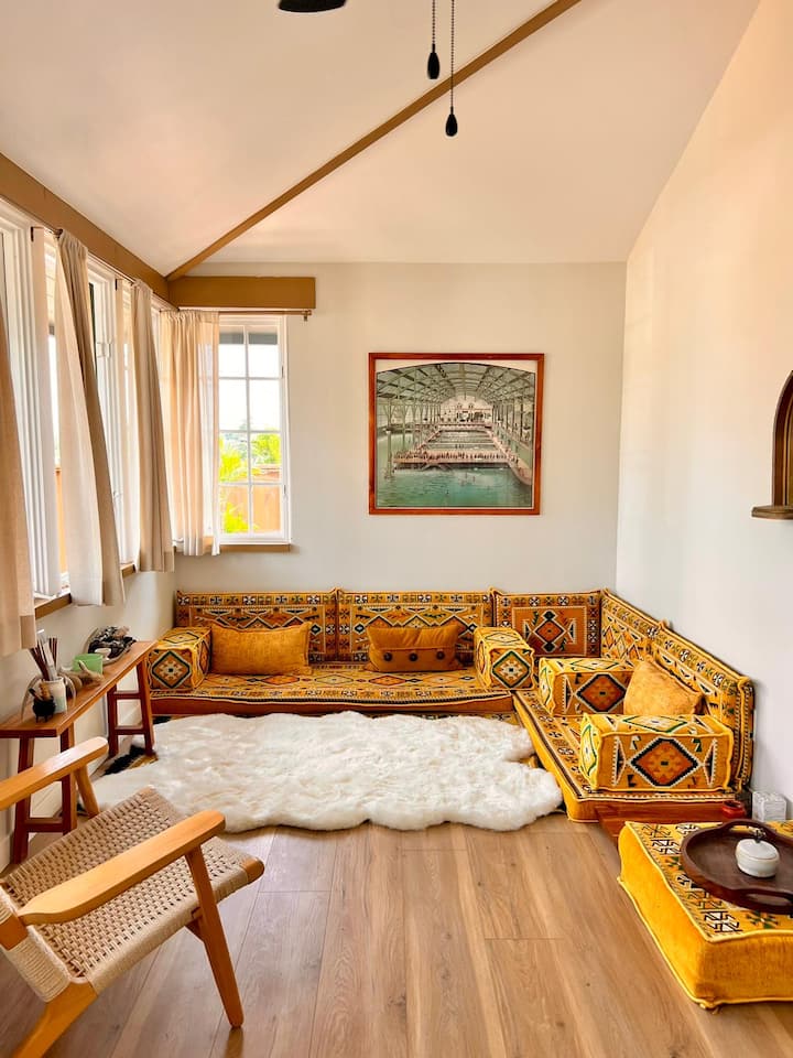 Bright & Airy Ojai Valley Stay - Ojai, CA