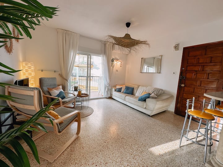 La Casa De La Abuela Y El Nieto - Ondara