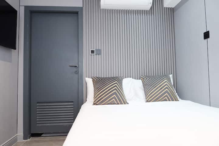Central Loc. Cozy Room Suite-somerset/orchard Area - Singapore
