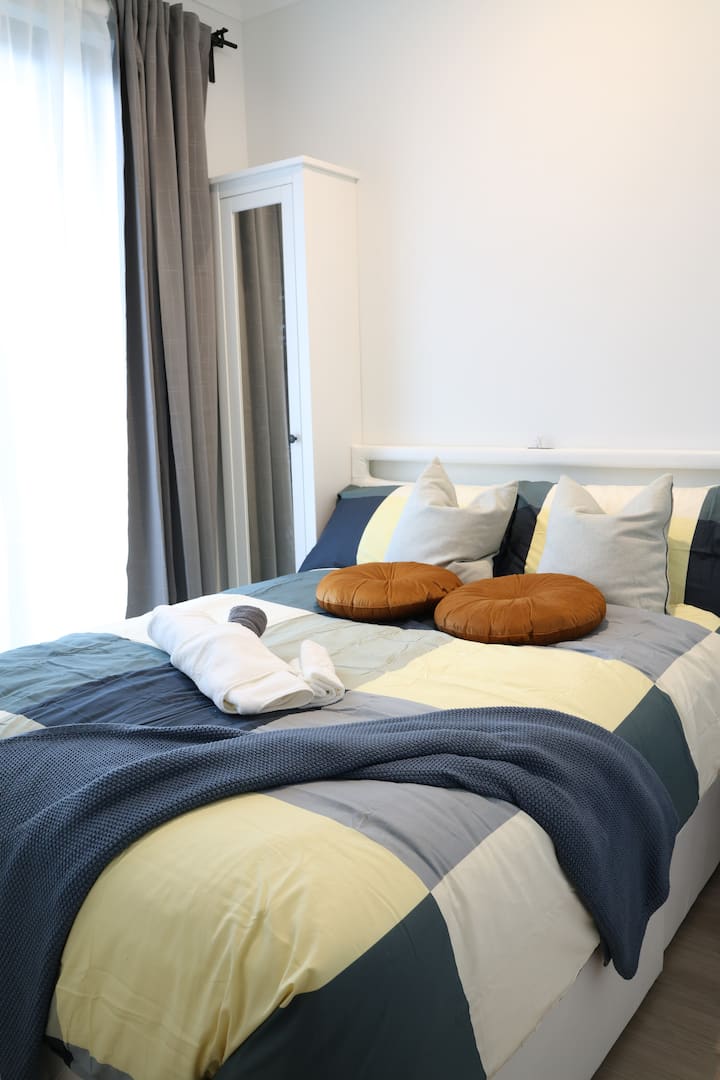 Brand-new Cosy Small Bedroom - Adelaide