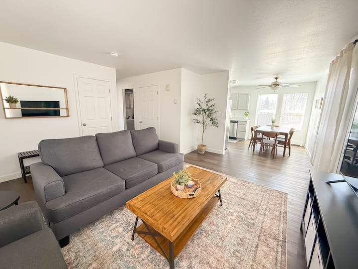 Modern 3br Near Littleton - Littleton
