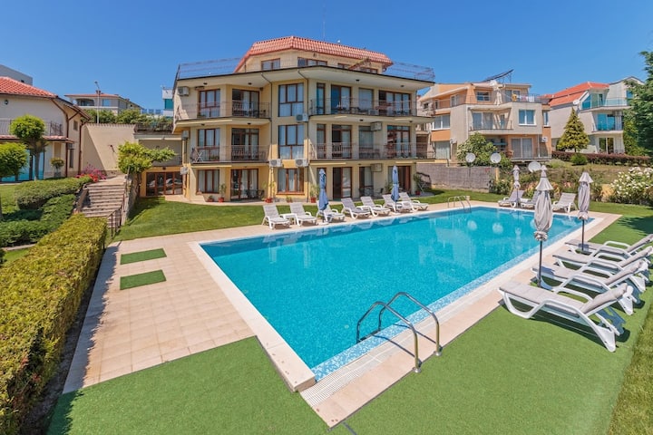 Супериорен апартамент - Sozopol