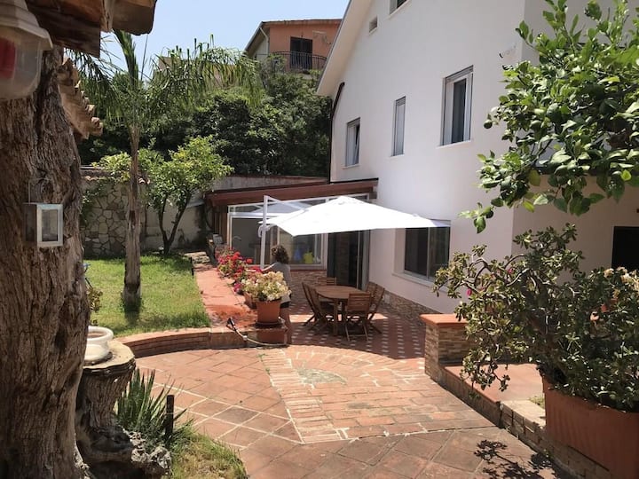 Villa Dei Gerani - Trabia
