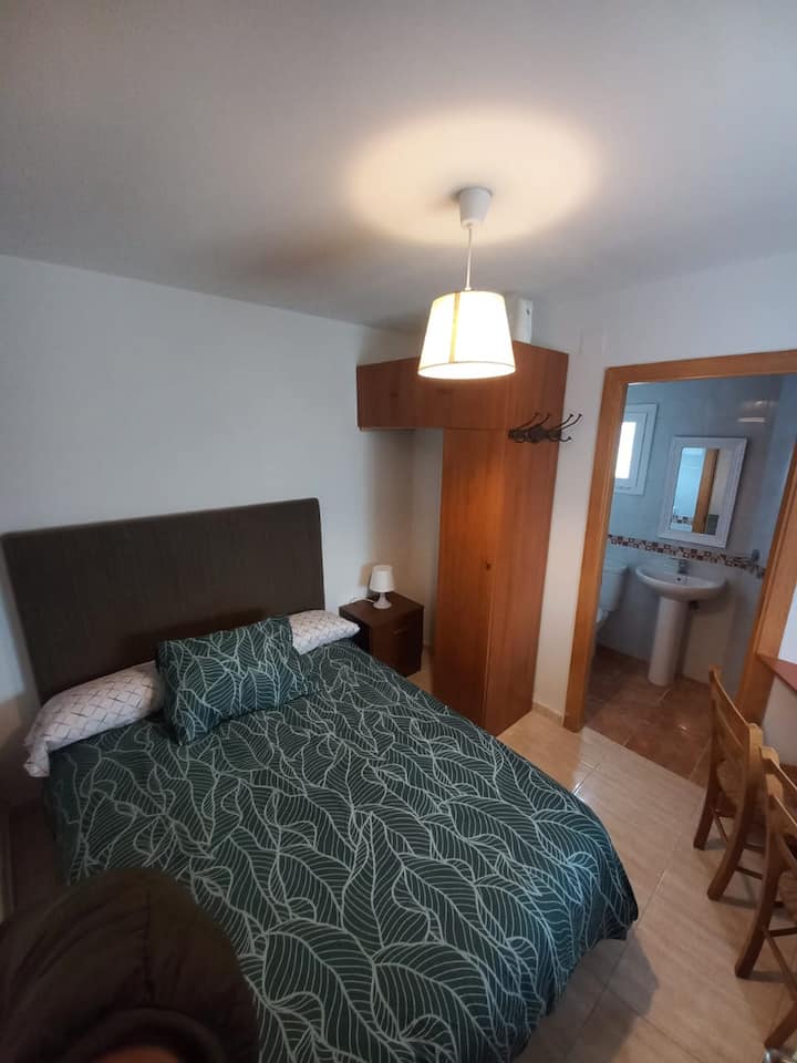 Habitaciòn Con Baño Privado - Tarragona