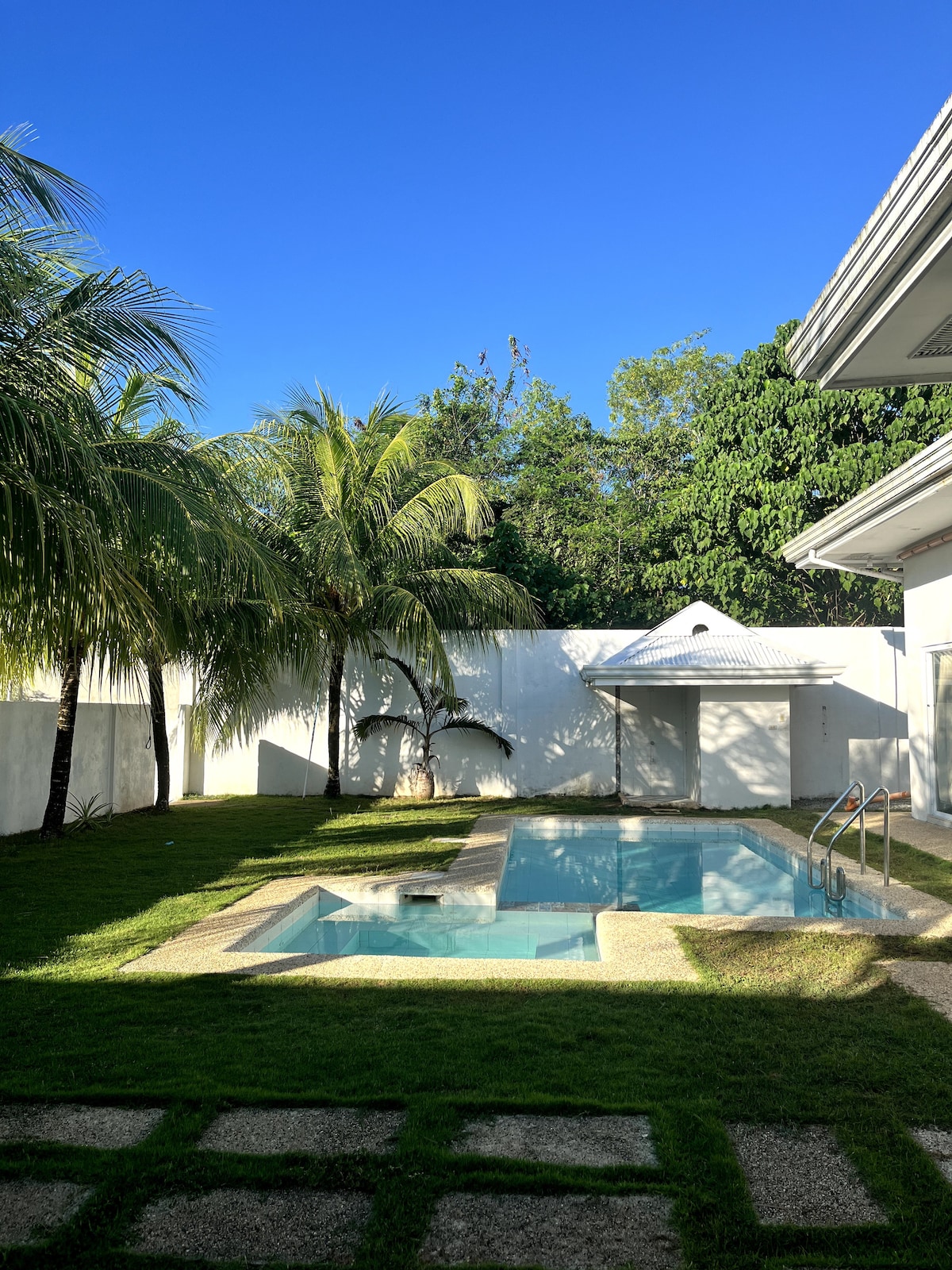 Your island home. - Houses for Rent in Bolod, Central Visayas ...