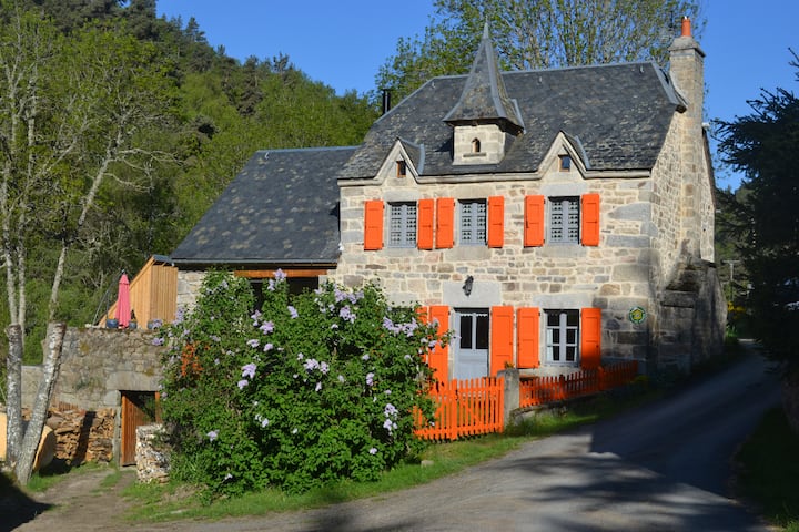Le Moulin Du Chambon - Saint-Chély-d'Apcher
