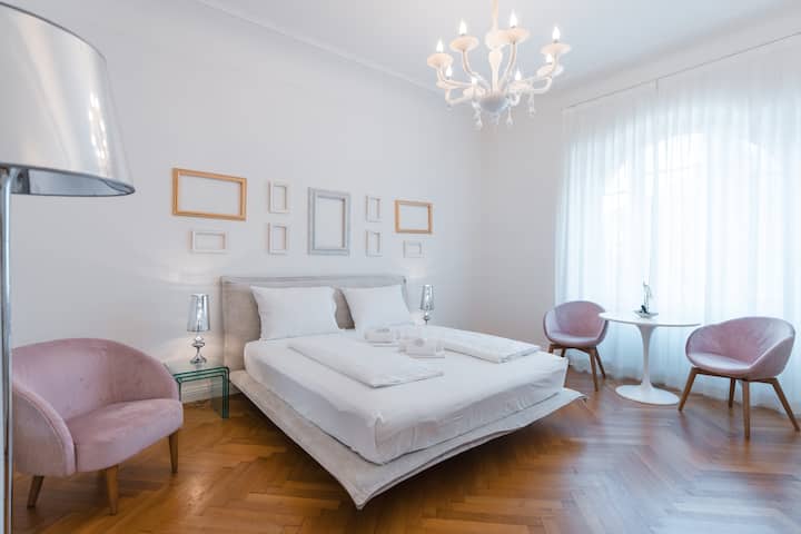 Luxury & Privacy, 3 Matrimoniali, Balcone, Garage - Merano