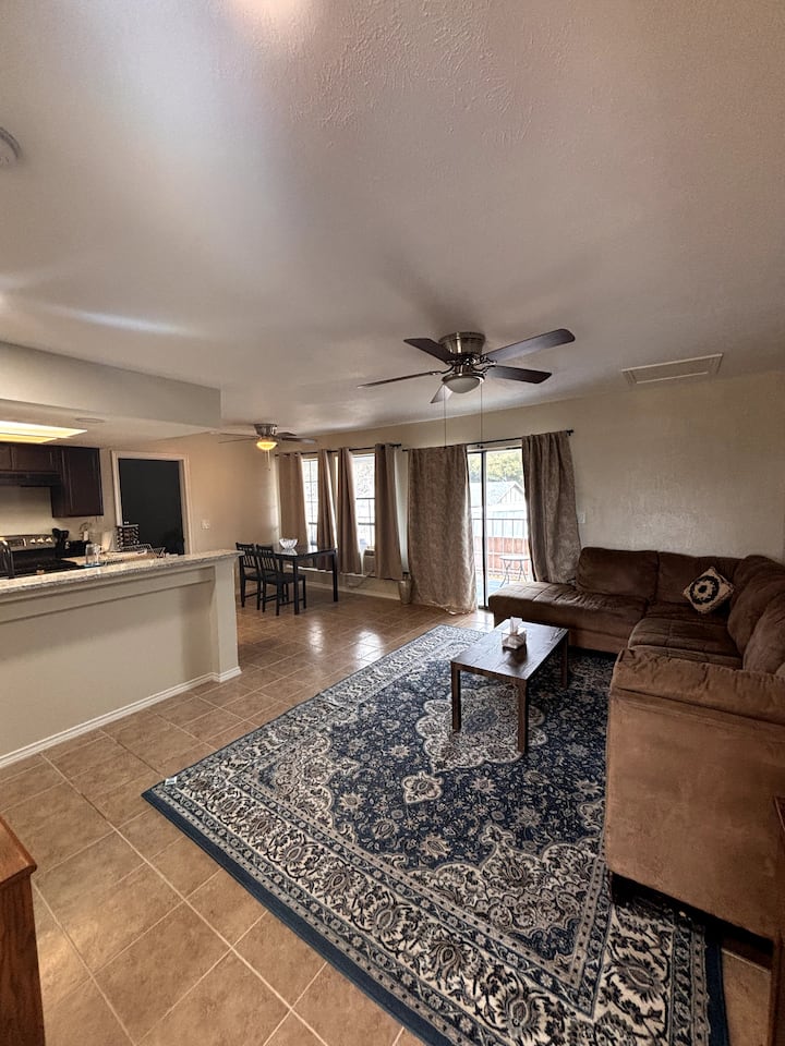 Cozy 2br Getaway Near Lake & Arboretum + Parking - Sunnyvale, TX