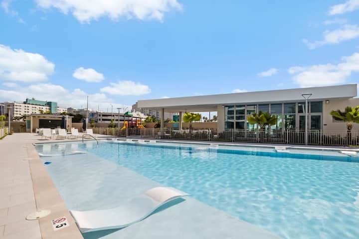 Brandnew Isla Verde Condo Near Beach, Airport-pool - San Juan