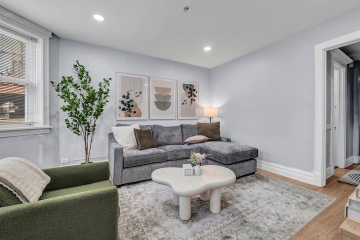 Stylish Retreat | Prime Location Near Downtown! - Andersonville - Chicago
