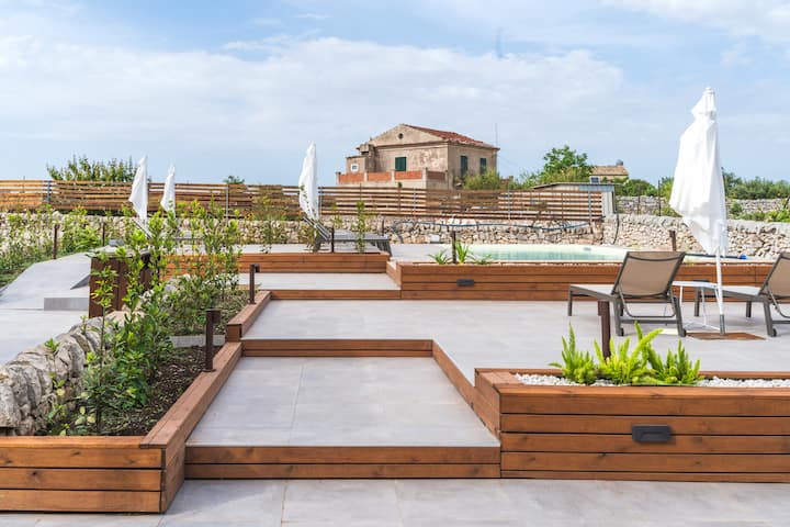 Borgo 65 Country House- Economy - Comiso