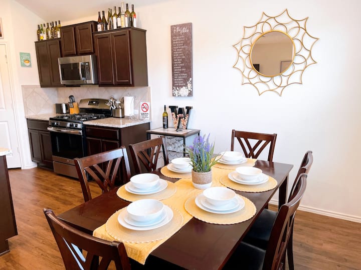 Hill Country Gem, Austin/kyle, King Br 12ppl - Kyle, TX