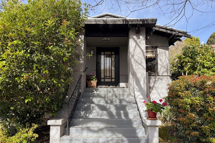 Hopkins Guest House - Berkeley, CA