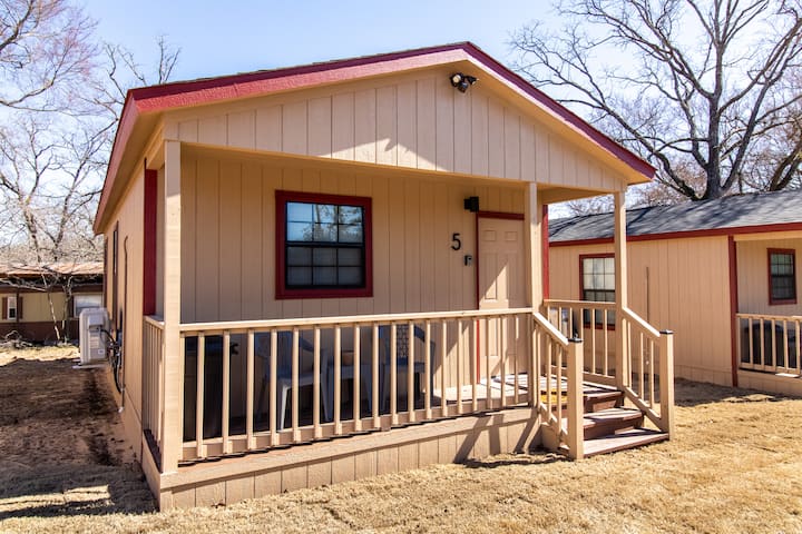 The Getaway At Texoma Cabin 5 - Silo, OK