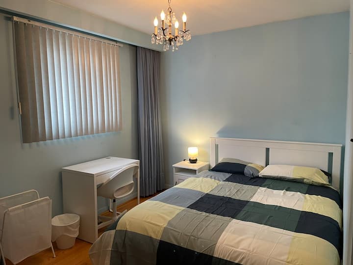 Mainfloor Bedroom 1 - Toronto