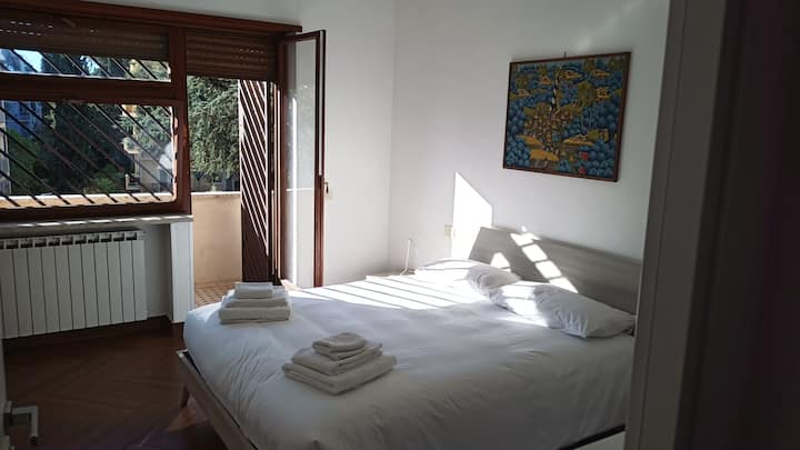 Oasi Verde Balduina · 2 Fermate Da San Pietro - Rome