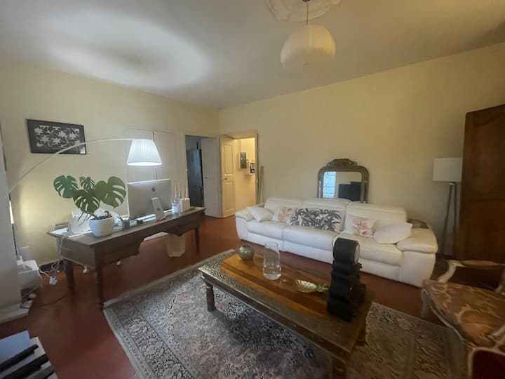Un Appartement En Coeur De Citée - Céret