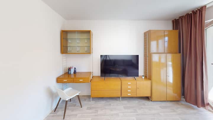 Family-apartment Mit Balkon, Wlan - Limbach-Oberfrohna