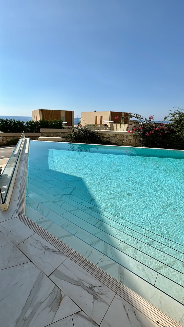 Crystal Pool Villa, Green Coast - Dhërmi