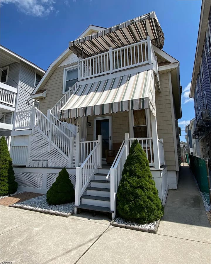 West Ave Waves - Ocean City, NJ