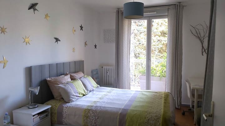 Grande Chambre Chez Particulier - Lyon