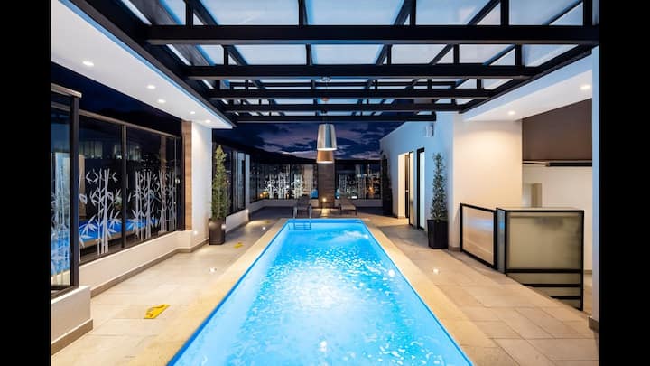 Hermosa Suite Con Piscina, Ideal - Quito