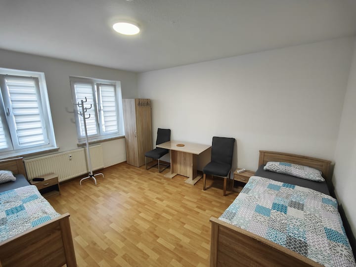 Gemütliche 3-zimmer-unterkunft - Leuna