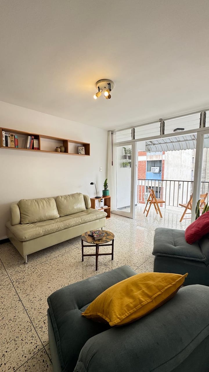 Bello Apartamento En Chacao, Céntrico Y Tranquilo - Caracas