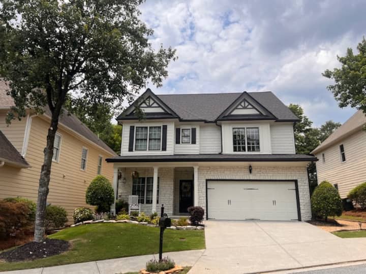 Cozy Shared Downtown Alpharetta Home - Alpharetta, GA