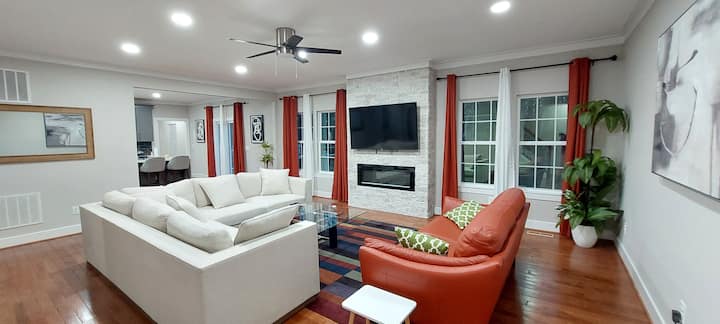 New Build 6 Bedrooms & 4.5 Bath Paradise To Unwind - Stafford, VA