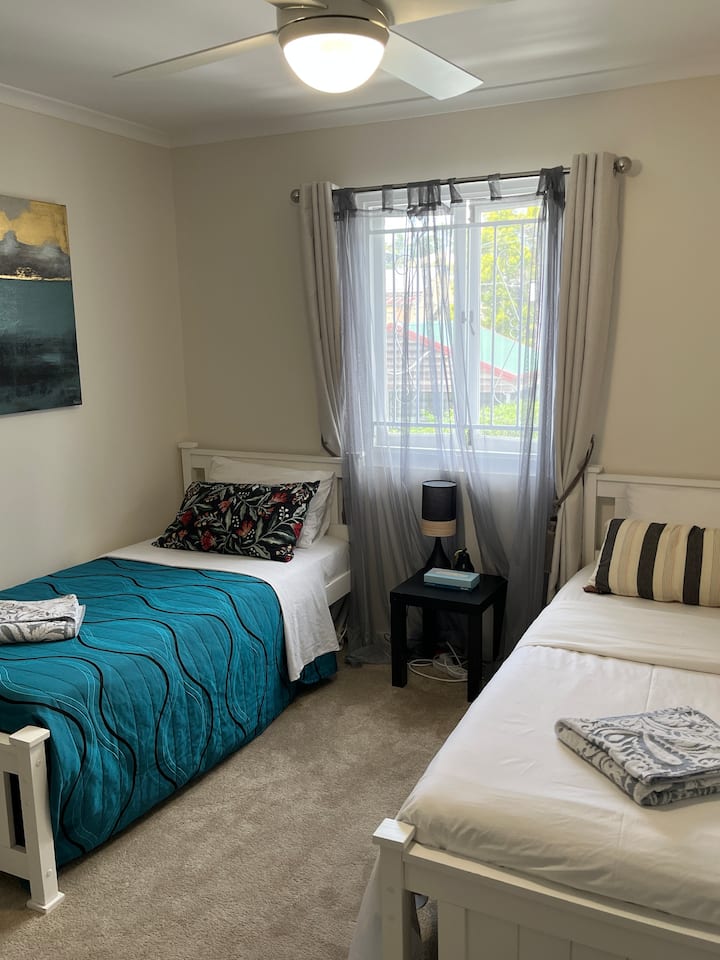 Twin Room - Brisbane