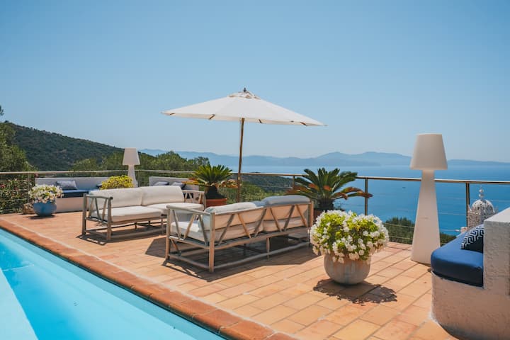 Villa Avec Piscine à Cargese - Cargèse