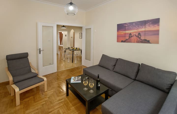 Modern Rental With Cozy Charm By Ghh - Atenas