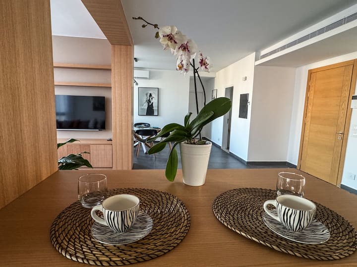 New City Pearl For A Bright Escape - Beirut