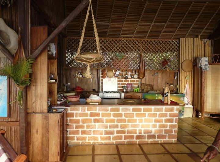 Ecolodge Vatohara,
Nosy Komba - Madagascar