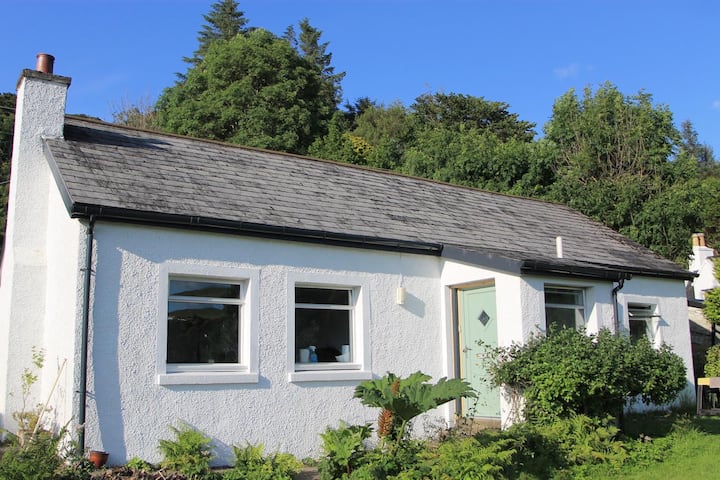 The Summerhouse, Uig. Skye - Uig