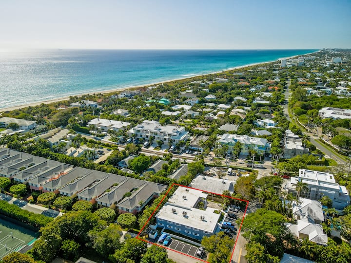Steps To Delray Beach | 2br 2ba Apt | Beach Access - Delray Beach, FL