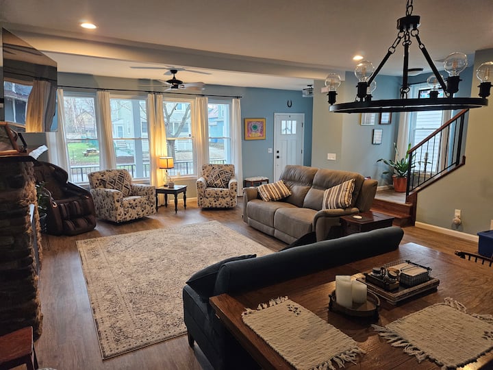 Ohio City Retreat - Cleveland, OH