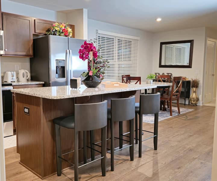 Welcome To Your Perfect Stay! - Chester, VA