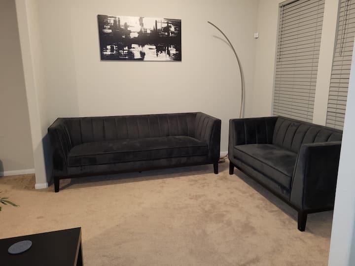 Modern Minimalist Signature Stay - Missouri City, TX